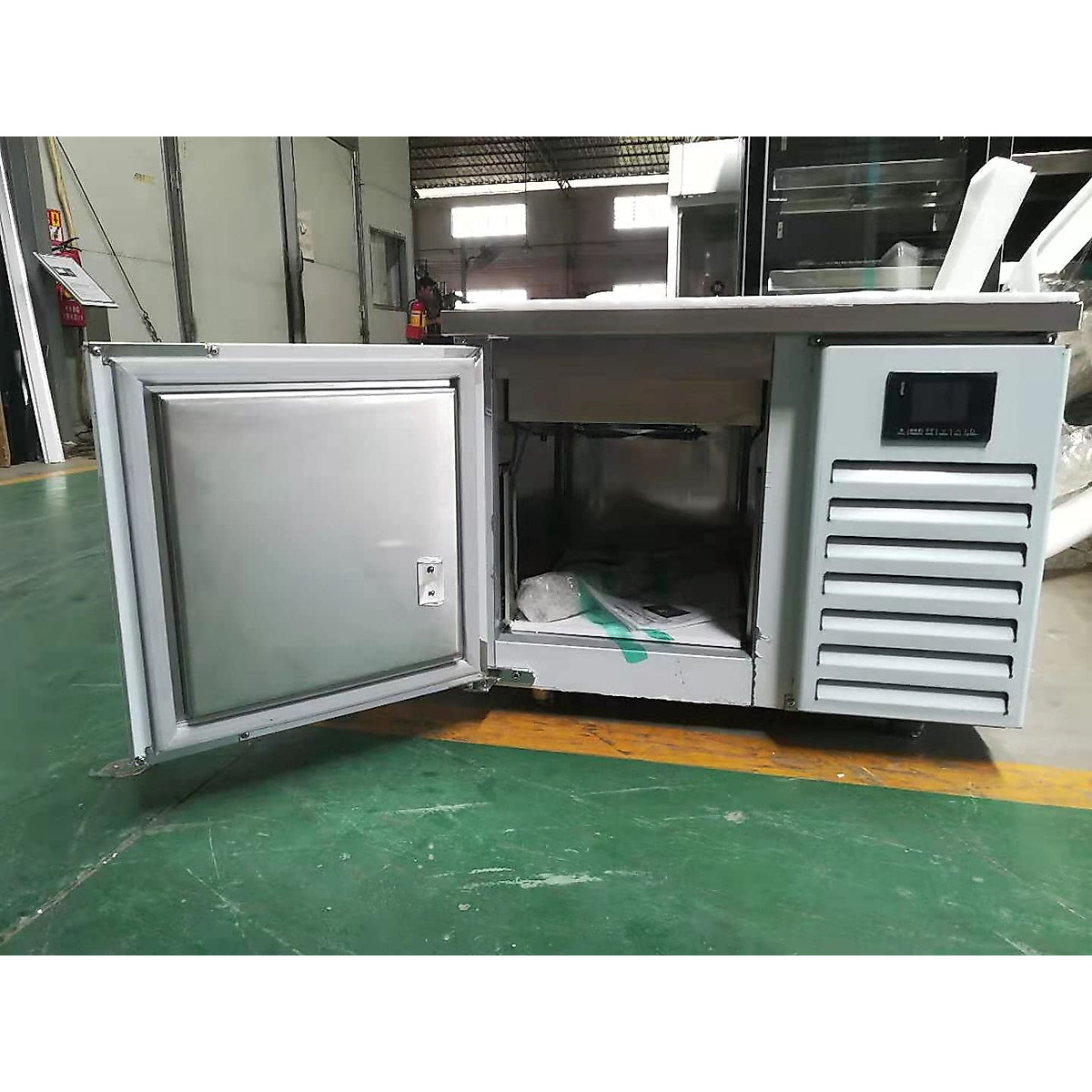 Kolice Commercial 3 Trays Blast Chiller, Blast Freezer, Chest Freezer, Batch Freezer for Hard ice Cream, Chicken, Fish, Dessert, Pastry, etc. -31°F