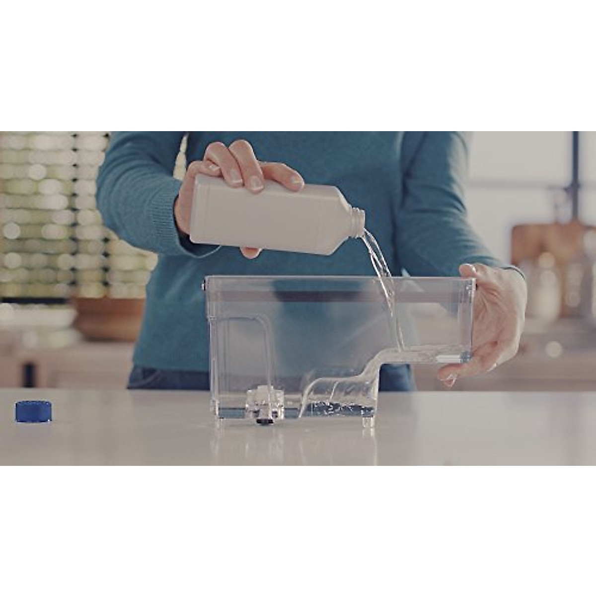 Philips CA6700/22 Universal Liquid Descaler, Saeco and Other Fully Automatic Coffee Machines Value Pack 2 x 250 ml