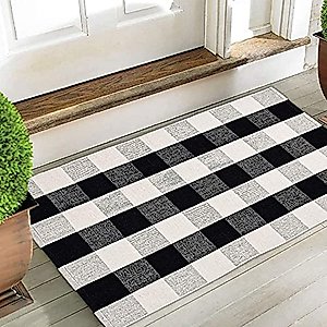 CHICHIC 27.5x43 Inch Buffalo Plaid Check Rug Area Rug Fall Decor Doormat Checkered Floor Mat Welcome Layered Mat Indoor for Door Porch Kitchen Farmhouse Entryway Bathroom Carpet Bedroom, Black White