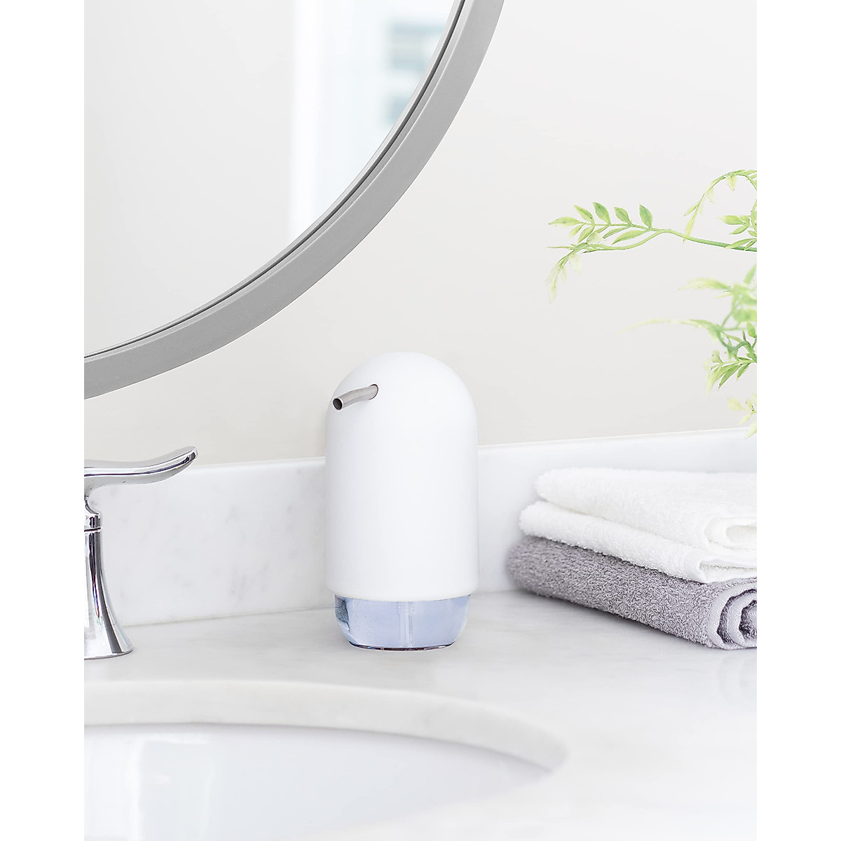 Umbra 023273-660 Touch Collection, 2 ¾ dia. x 5 ½ inches, White