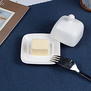NAGU Small Rectangle Butter Dish with Lid, White Procelain Domed Cheese Dish with Handle Individual Serving Mini Butter Tray, Cute Ceramic Dessert Serving Bowl for Table, Countertop, Refrigerator