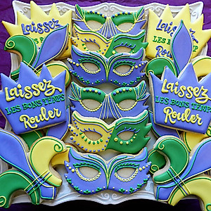 Mardi Gras Mask Cookie Cutter, 4.5" Made in USA by Ann Clark