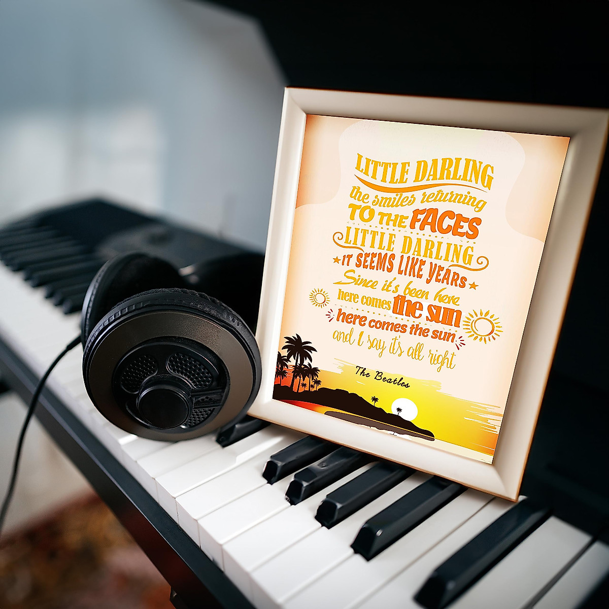 Here Comes the Sun - The Beatles Retro Music Decor Wall Art, This Vintage Wall Decor Music Poster, Is a Great Wall Print For Home Decor, Office Decor, or Man Cave Room Decor Aesthetic, Unframed - 8x10