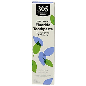 365 by Whole Foods Market, Fluoride Cavity Fighting and Whitening Toothpaste, 5.5 Ounce