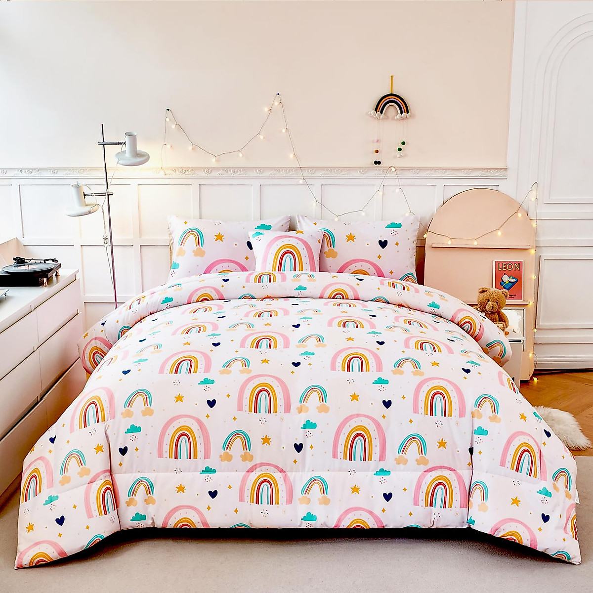 ANGIYUIN 6 Pieces Multi-Color Rainbow Queen Bedding Comforter Set for Girls Kids Cute Cloud and Love Hearts Girls Bedding Set Soft Microfiber Kid Bed in a Bag with Comforter, Sheets, Pillowcases