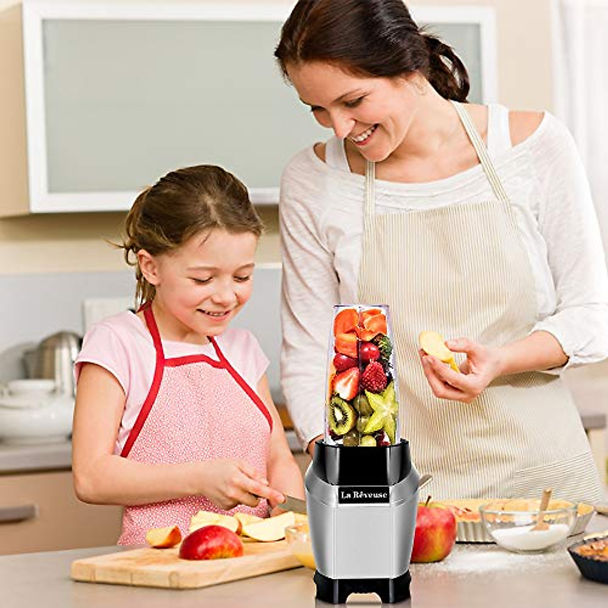 La Reveuse Personal Blender Making Shakes and Smoothies 1000 Watt with 24 oz BPA-free Portable Travel Bottle - Dishwasher Safe (Silver)