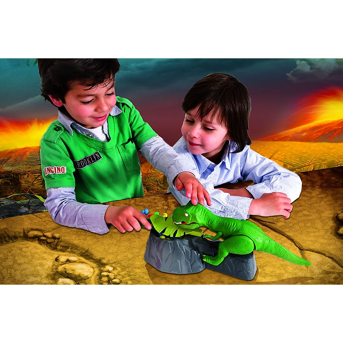 Dino Meal -- The Steal the Eggs Before the Dinosaur Lunges Game