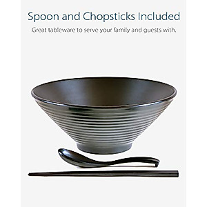 4 Sets (12 Piece) 57 Ounce Large Japanese Ramen Noodle Soup Bowl Melamine Hard Plastic Dishware Ramen Bowl Set with Matching Spoon and Chopsticks for Udon Soba Pho Asian Noodles (4, Black, 9 inches)