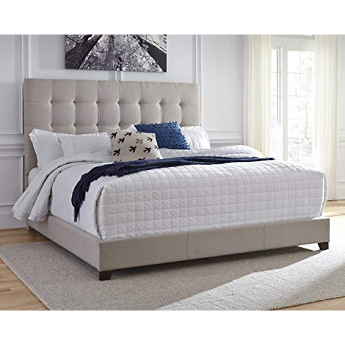 Signature Design by Ashley Dolante Modern Farmhouse Button-Tufted Upholstered Platform Bed, King, Beige