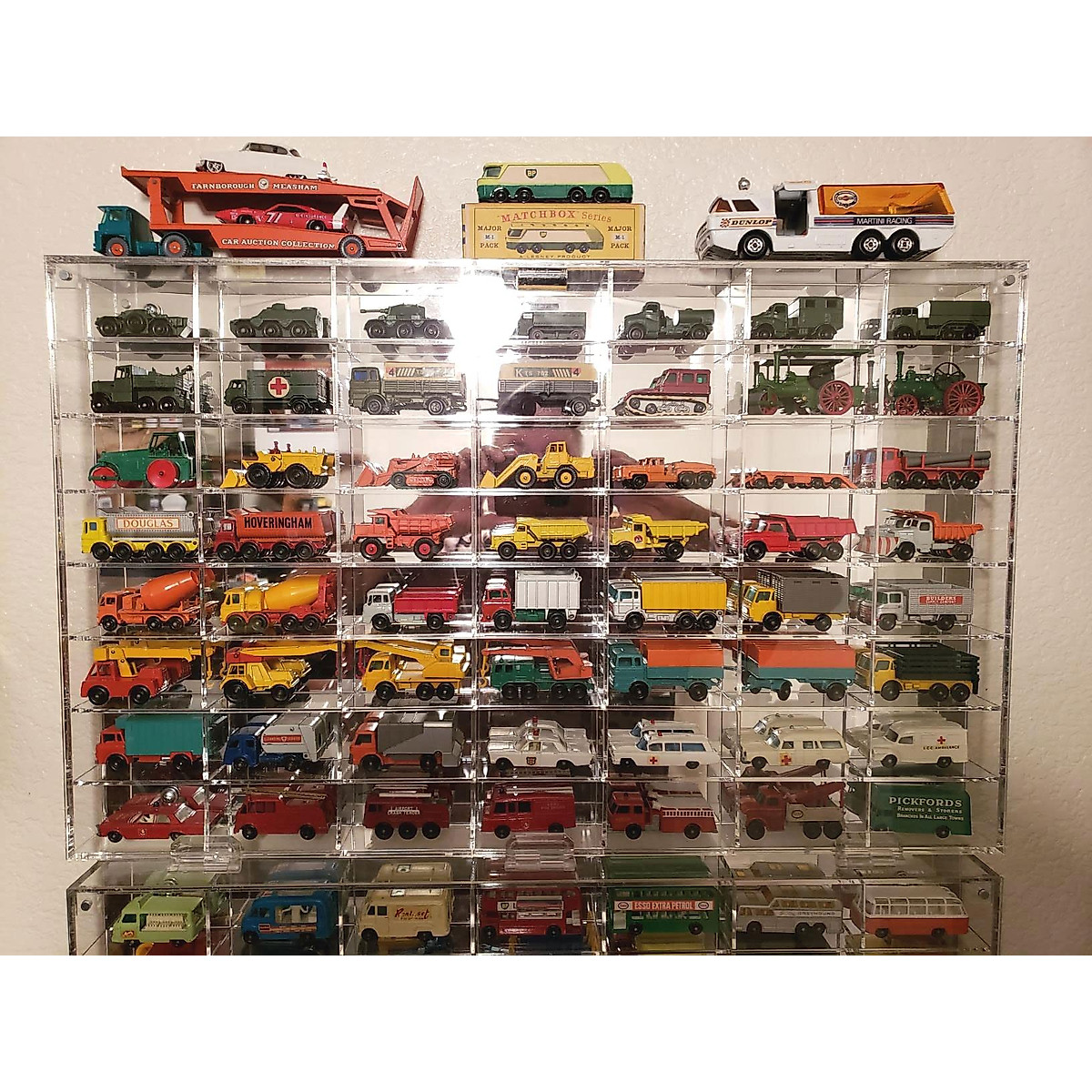 Hot 56 Compartment 1/64 Scale Toy Cars Wheels Matchbox Display Case Stand Wall Diecast Model Car Cabinet w/Door -AHW64-56