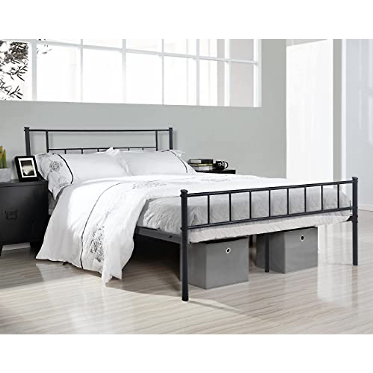 12 Inch Platform Queen Bed Frame with Headboard, Heavy Duty Bed Frame Queen Size Metal Bed Frame with Storage, Mattress Foundation Bed Frames No Box Spring Needed, Under Bed Storage, Noise-Free, Black