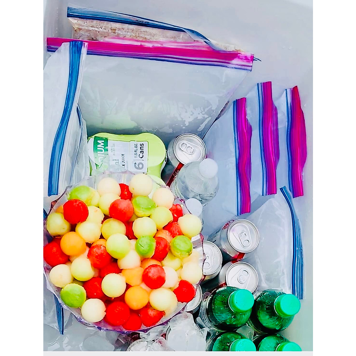 FreezeStax 2-Quart Expandable Base Starter Set. 6-9 Cup Total Set Capacity. Includes 2 individual 1-Qt Expanders for 1-Qt (3-4 Cup) Freezer Bags.