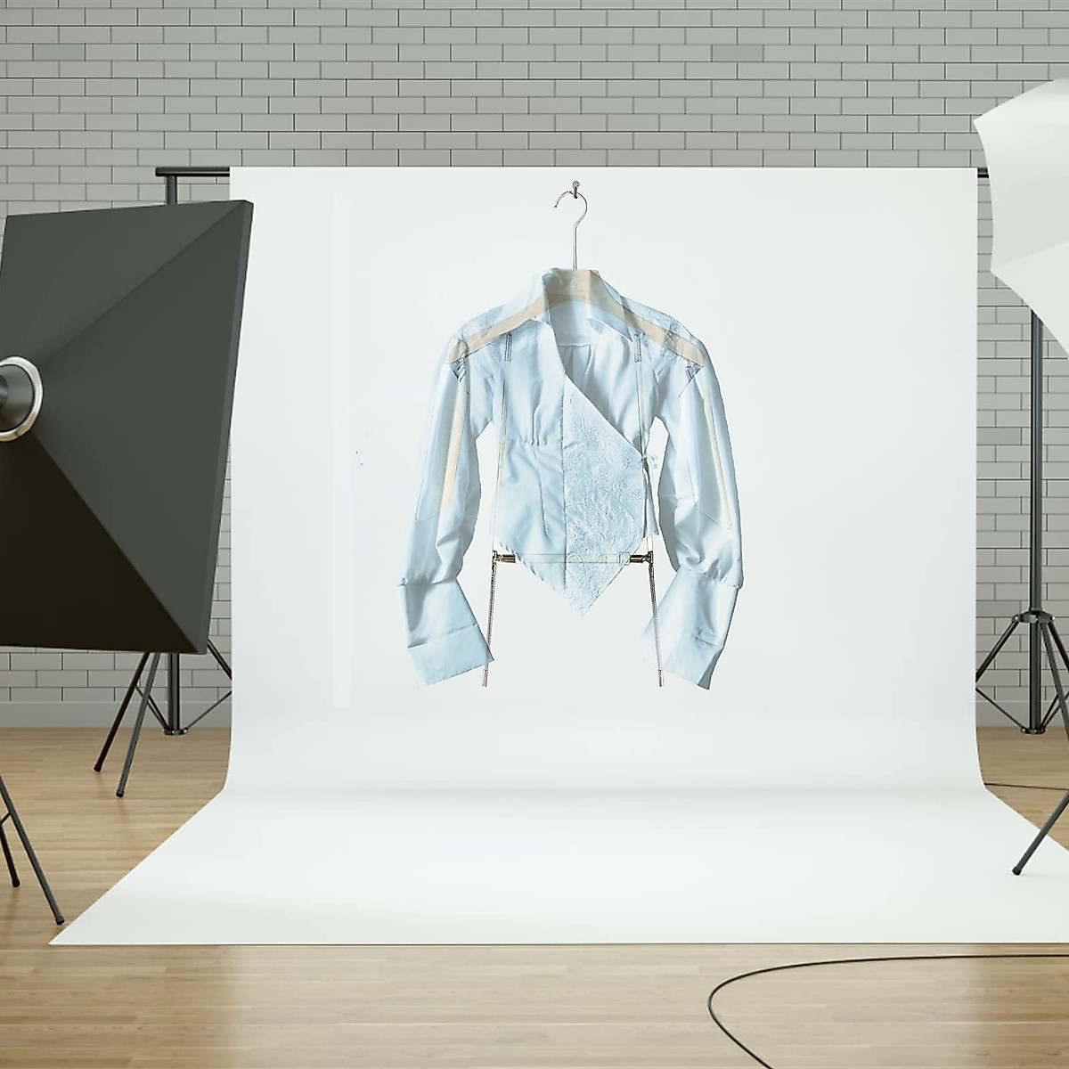 Metal Body Shape Clothing Display Hangers with Adjustable Waist and Arms, Female Mannequin Torso for Retail Boutique Photography Show, Fashionable Dress Form to Hang Coat Jackets Sweater Tops