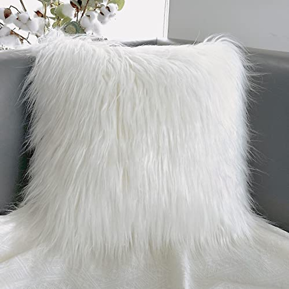 AerWo Set of 2 White Decorative Fluffy Pillow Covers, 20x20 Inch New Luxury Series Merino Style Faux Fur Throw Pillow Covers Square Fuzzy Cushion Case, Off-White