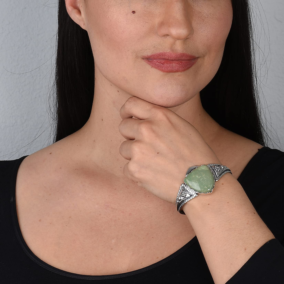 American West Jewelry Sterling Silver Green Turquoise Gemstone Arrowhead Cuff Bracelet Size M