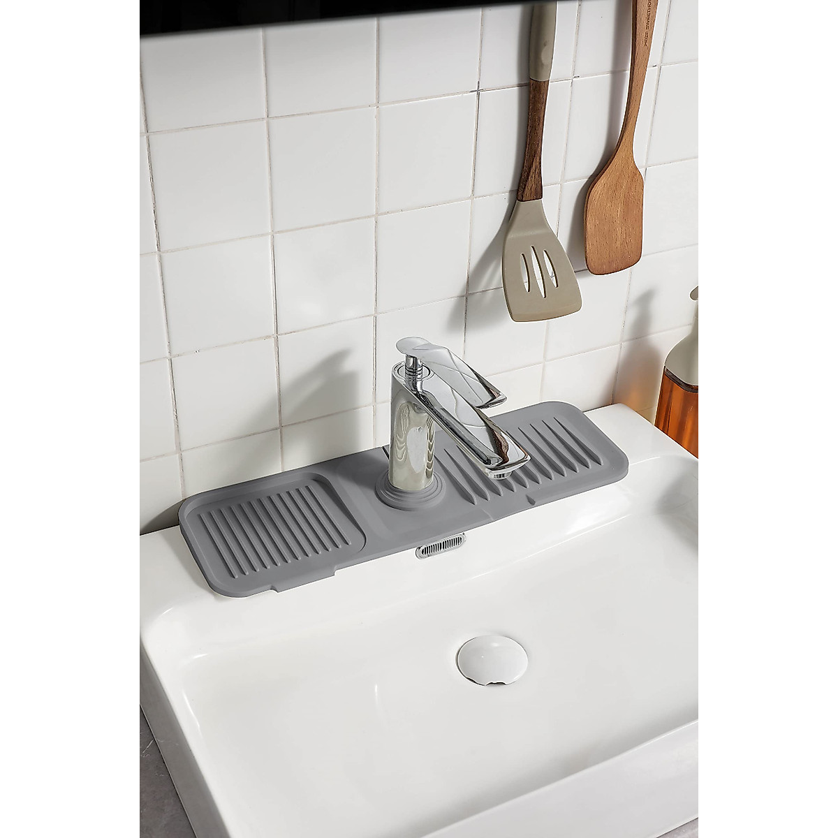 Sponge Holder for Kitchen Sink, Sink Protectors for Kitchen Sink, Kitchen Sink Accessories, Sink Splash Guard Behind Sink, Kitchen Sink Splash Guard , (Grey)