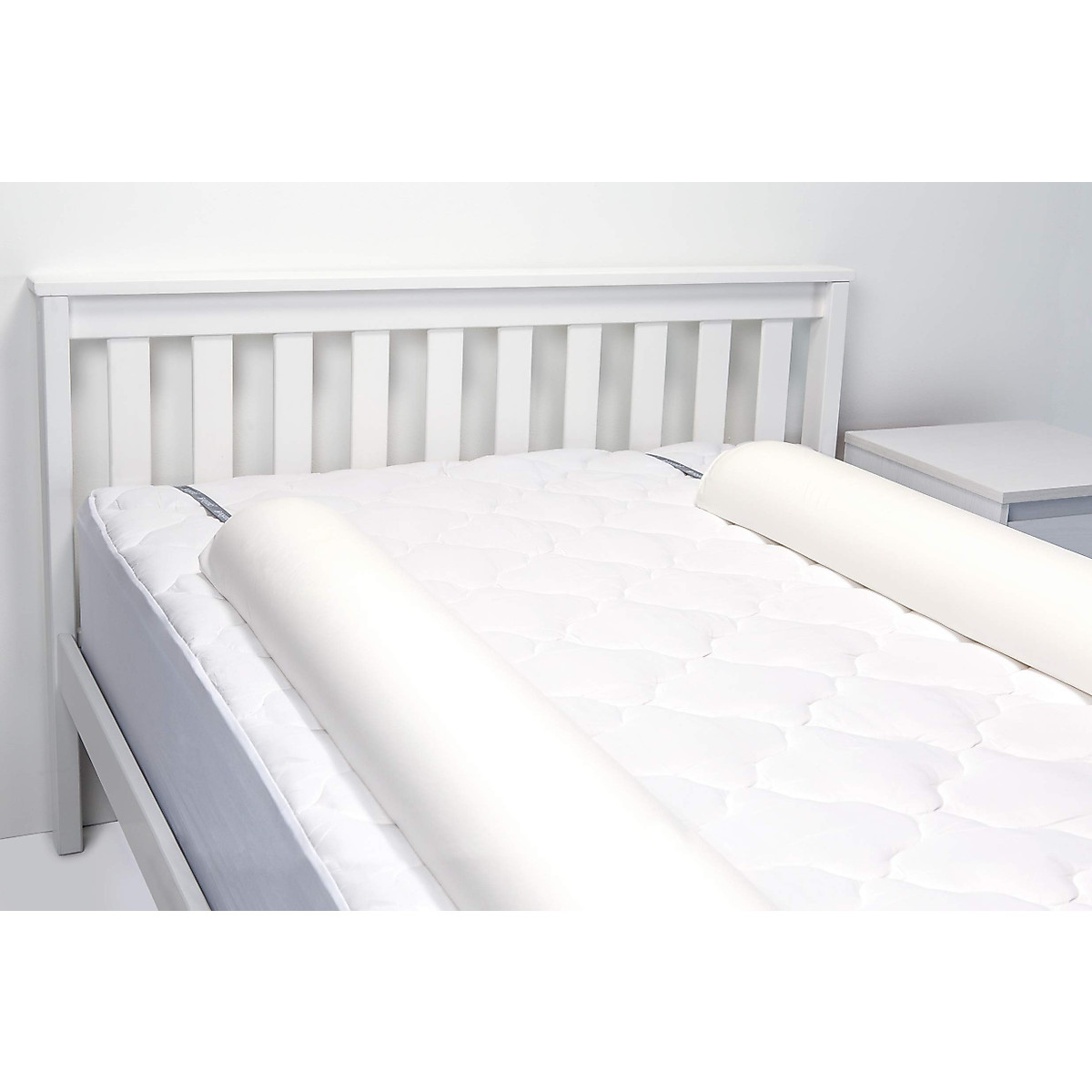 Regalo Double Sided Extra Long Toddler Bed Rail Bumper Foam Safety Guard for Bed, Bonus Kit, Includes Waterproof Cover and Reinforced Anchor Safety System, White
