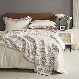 MIDO HOUSE Microfiber Throw Blanket for Couch Chic Leopard Bed Throws Fuzzy Warm Cheetah Blanket Reversible Beige Throw Blankets for Home Decor 52 x 63 inch