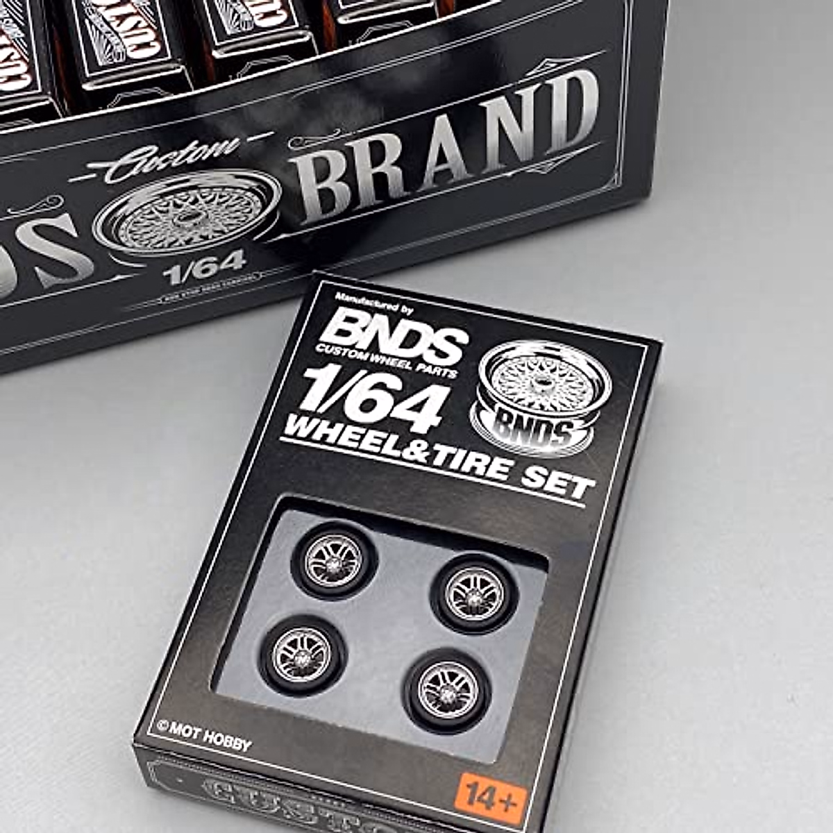 BNDS 1/64 Scale ABS Wheels Rubber Tires with Axles Plastict Material (4pcs/1 Kit) Modified Detail Up Parts for 1:64 Diecast Model Cars (BC26404, Silver)