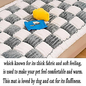 Waterproof Dog Blanket, Cream-Coloured Large Plaid Square Pet Mat Bed Couch Cover - Funny Fuzzy Couch Cover for Large Dogs - Pet Blanket and Bed Cover