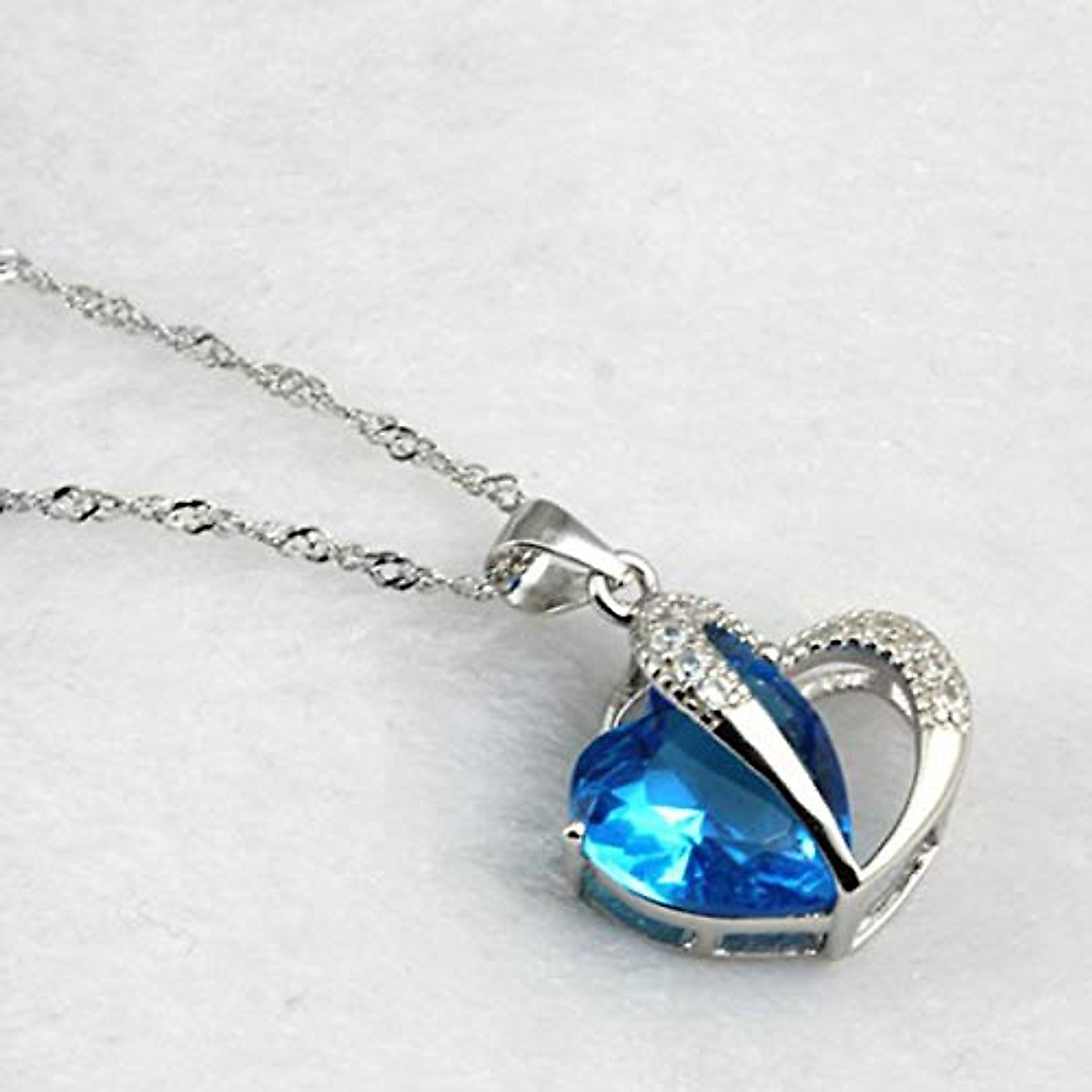shiYsRL Women Necklace Pendant, Women Fashion Cubic Zirconia Inlaid Heart Shape Pendant Necklace Jewelry Gift Birthday Gift for Mom Women Wife Girls Her - Blue