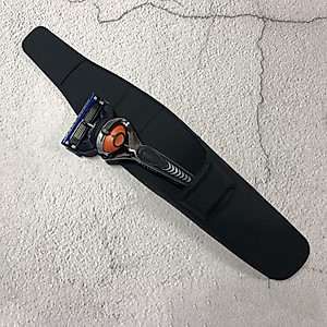 Silicone Razor Case Soft Razor Travel Case Portable Razor Case Razor Protective Case Safety Waterproof Razor Cover Compatible with Most Manual Razor with 2 Cleaning Brushes (1pcs)