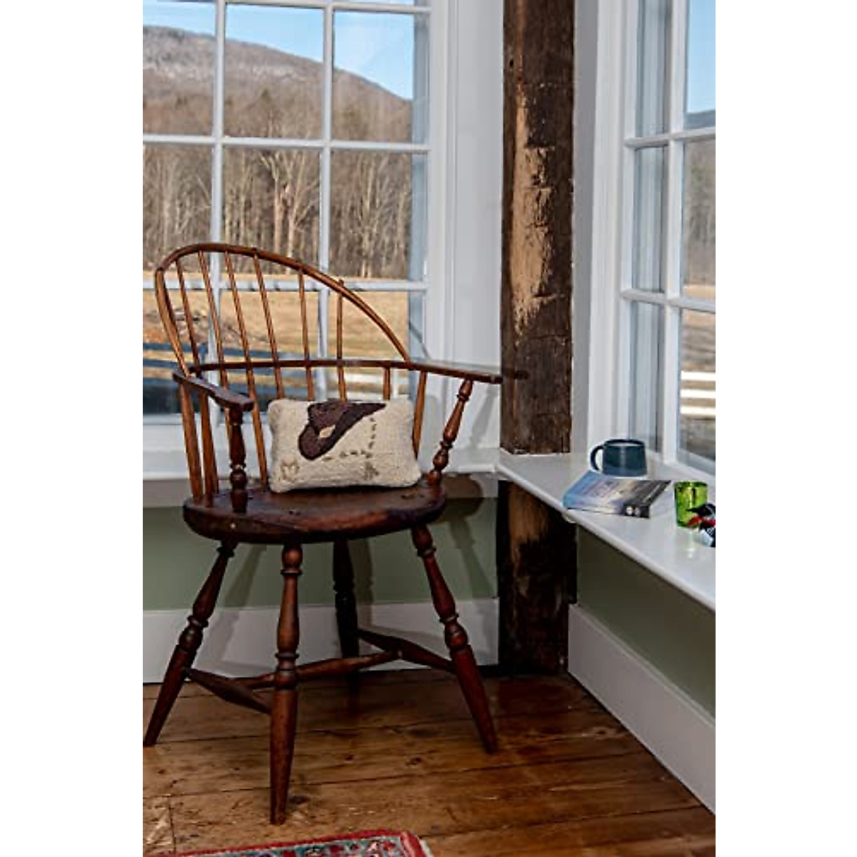 Chandler 4 Corners Artist-Designed Howdy Ma'am Hand-Hooked Wool Decorative Throw Pillow (8” x 12”) Cowboy-Themed Pillow for Couches & Beds - Easy Care, Low Maintenance Country Western Decor for Home