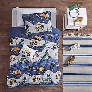 Mi Zone Kids Nash Reversible Quilt Set, Vibrant Fun Design, Lightweight All Season Children Bedding, Coverlet Bedspread, Boys Bedroom Décor, Full/Queen, Big Wheel Monster Trucks 4 Piece
