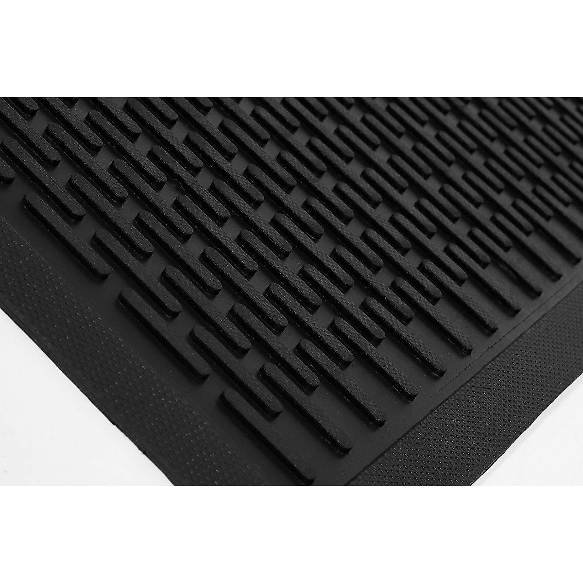 Portico Systems Safe Tread 3 x 5 Black Rubber Outdoor Scraper mat. Ideal for Any Heavily trafficked Entrance Way. Keep The Dirt and Debris Outside and Your interiors Clean.