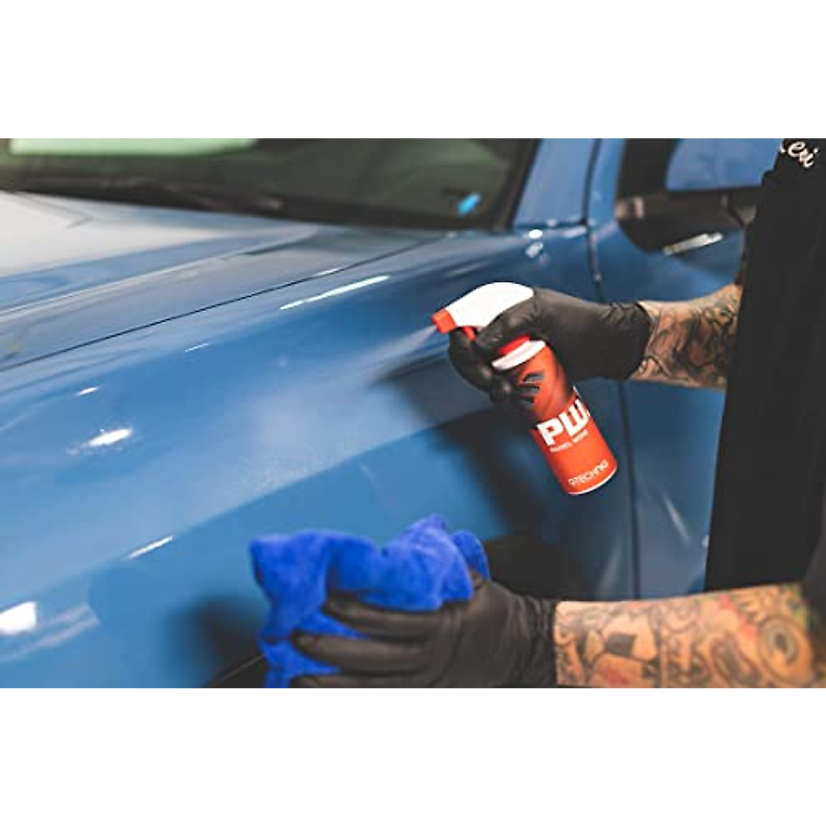 Gtechniq - PW Panel Wipe - Easily Remove All Polish Residue from Vehicle Paintwork; Prepare Panels for Application of Chemically Bonding Coatings; Leaves Decontaminated Surface (250 milliliters)