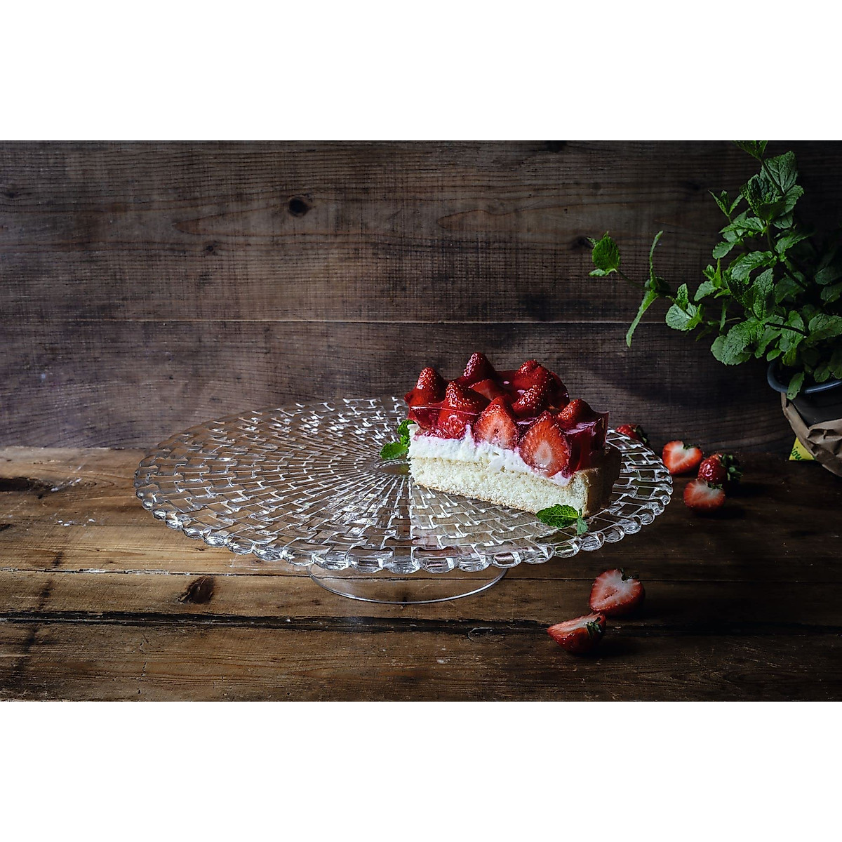 Nachtmann Bossa Nova Collection Crystal glass Chip & Dip/Cake Plate with Dome, use as a Cake Stand, or Serving Platter with Attached Bowl, clear glass Round, 12.5-Inch, Dishwasher Safe