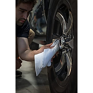 White Diamond Mirror Finish Polishing Pack - Long Lasting Metal Polish & Sealant, Diamond Coat Graphene Ceramic Spray, 2 Microfiber Towels, 2 Polyester Application Pads, 2 Terry Clothes