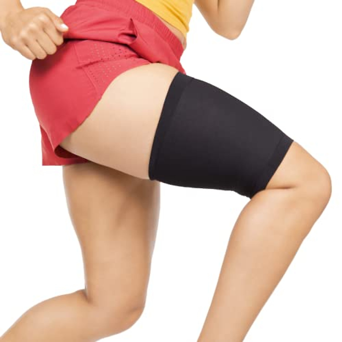 BraceAbility Compression Thigh Sleeve - Men and Women's Copper Leg Support Wrap Brace for Torn or Pulled Hamstring Treatment, Sore Muscle Cramps, Quad Tendinitis Strains, Injury Recovery Relief (M)