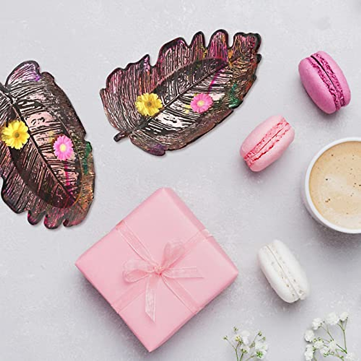 Aursrenty 6Pcs Leaf Tray Resin Mold, 6 Styles Simulation Leaves Tray Molds Resin Soap Dish Mold Epoxy Casting Molds Multifunctional Use for DIY Jewelry Container Candy Holder Soap Dish Christmas Gift