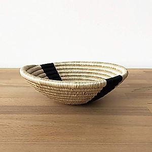 Small African Basket: Nyagatare/Rwanda Basket/Woven Bowl/Sisal & Sweetgrass Basket/Tan, Black