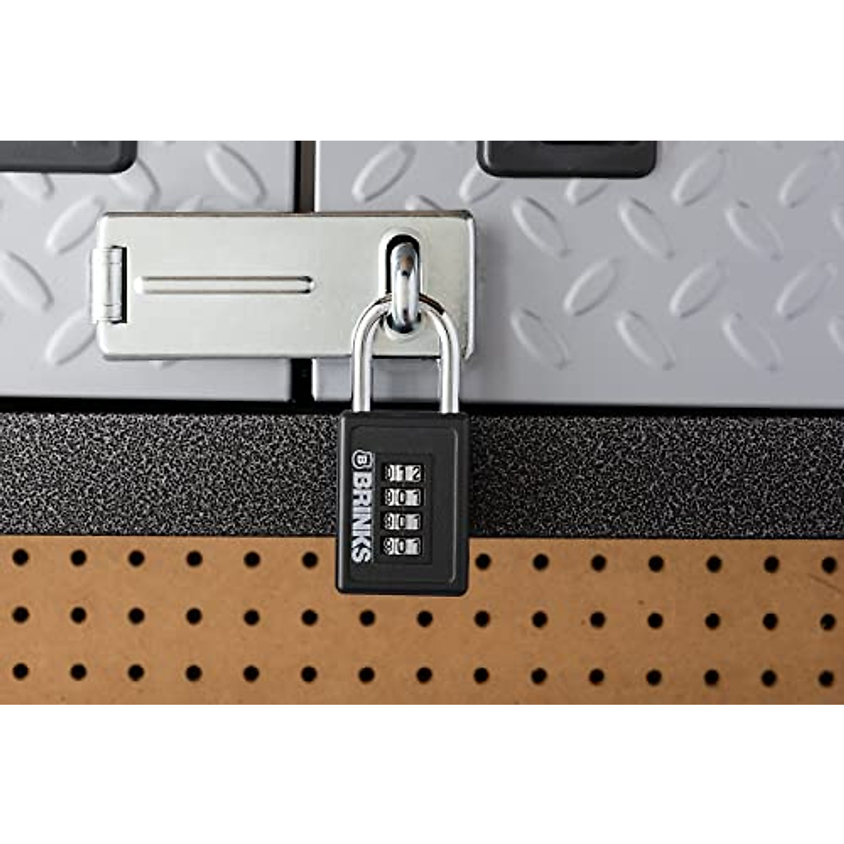 BRINKS - 40mm 4-Dial Resettable Sports Padlock - Zinc Die-Cast Body with Chrome Plated Shackle, Navy