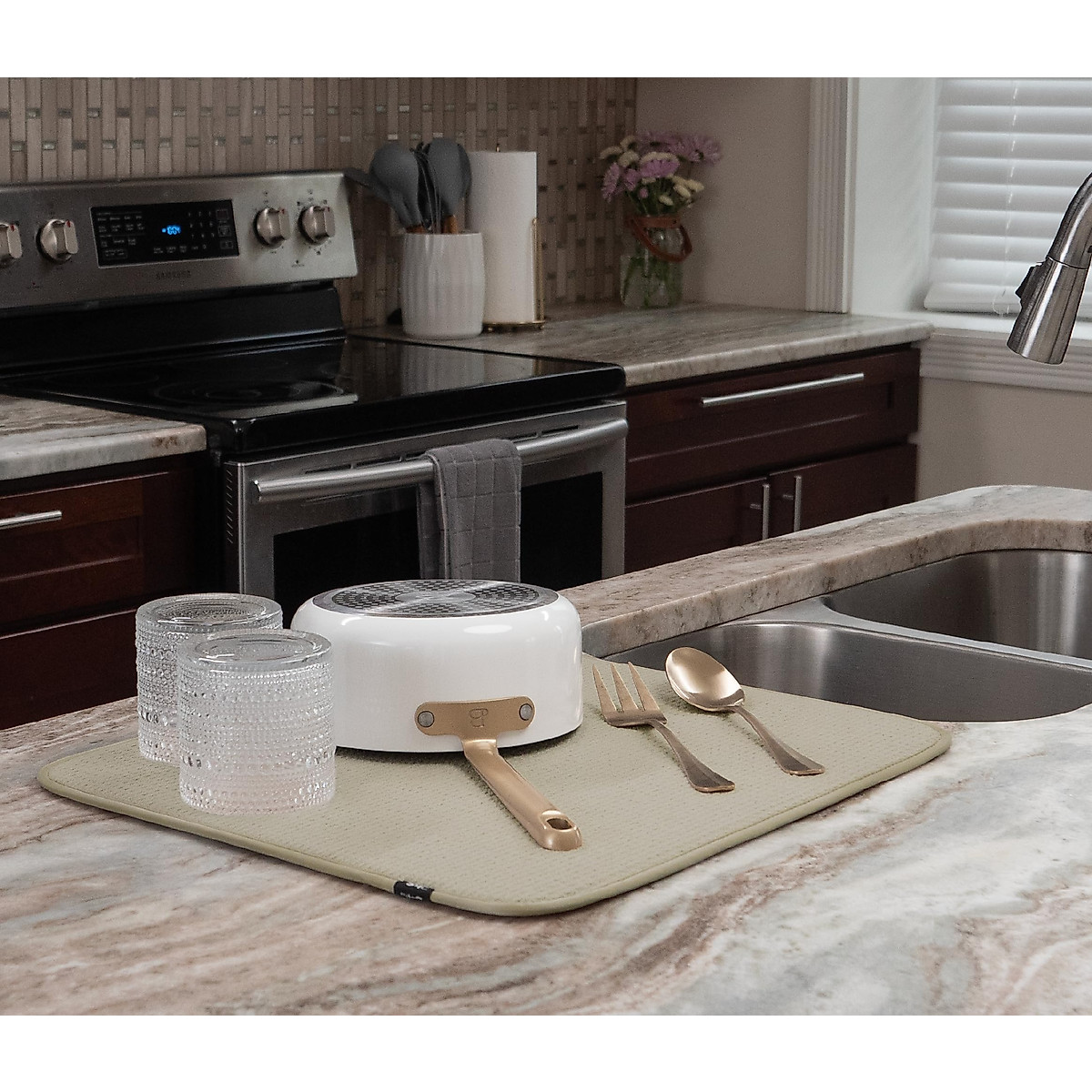 S&T INC. Dish Drying Mat, Highly Absorbent Microfiber Kitchen Counter Mat, Dish Drying Pad for Dishes, Utensils, Pots and Pans, Large 16" x 18", Pure Cashmere