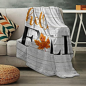 SSEVITEY Flannel Fleece Throw Blanket for Couch Bed Sofa Travel AutumnThanksgiving Maple Leaves on Wooden Fuzzy Soft Lightweight Blankets Plush Warm Cozy Bedspread Throws Hello Fall Quote 40x50in