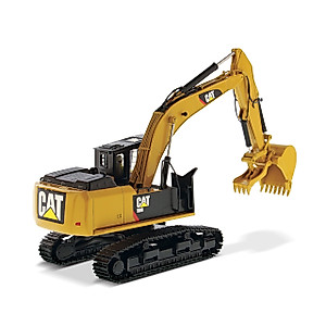 Diecast Masters 1:50 Caterpillar 568 GF Road Builder – High Line Series 85923