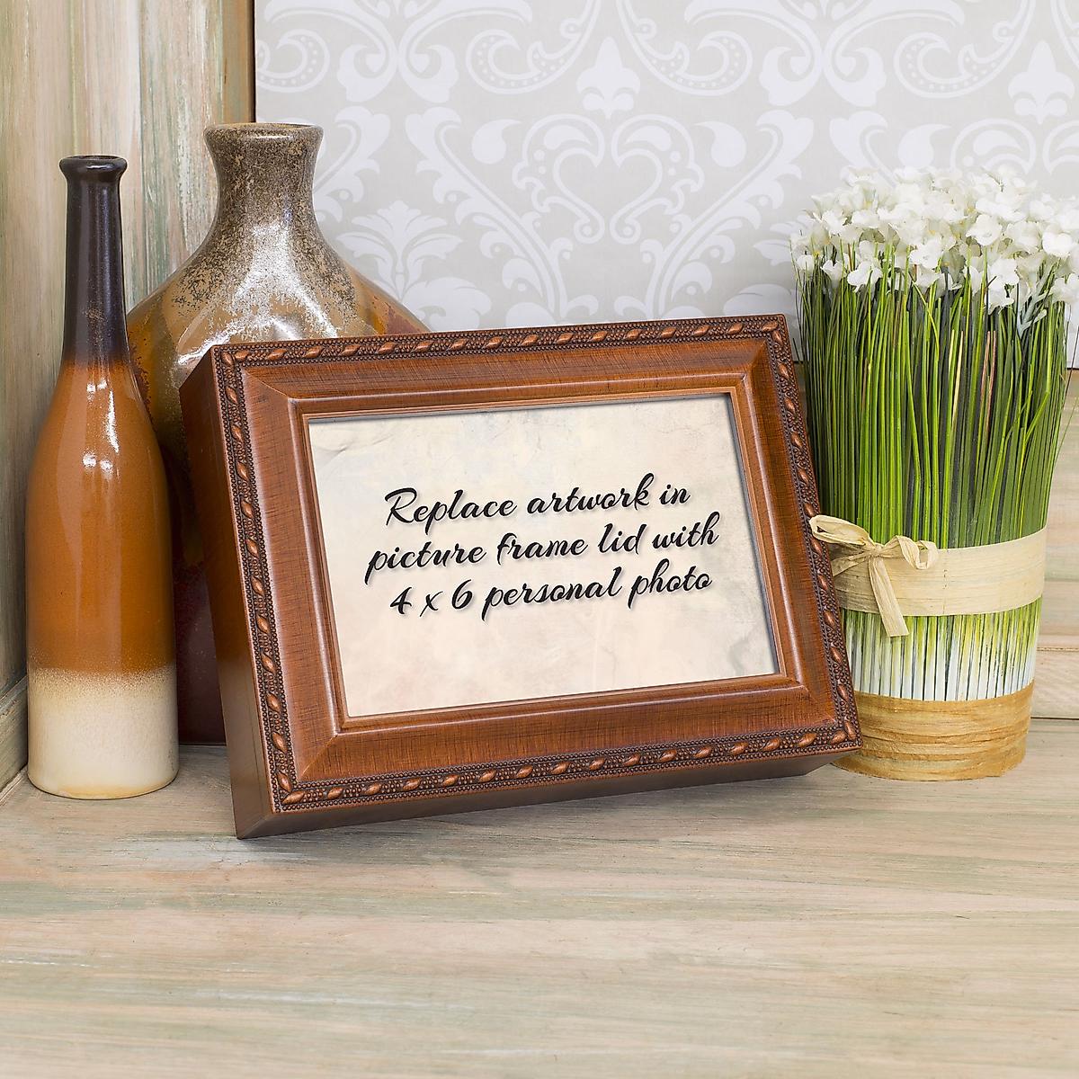 Cottage Garden Dearest Daughter Daffodil Woodgrain Rope Trim Music Box Plays Light Up My Life