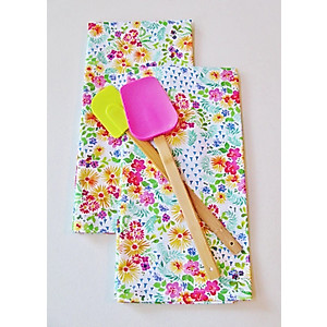 Springtime Flowers Tea Towels (Set of 2) 100% Cotton 28" x 18" Made In USA Multi-Colored Floral Print
