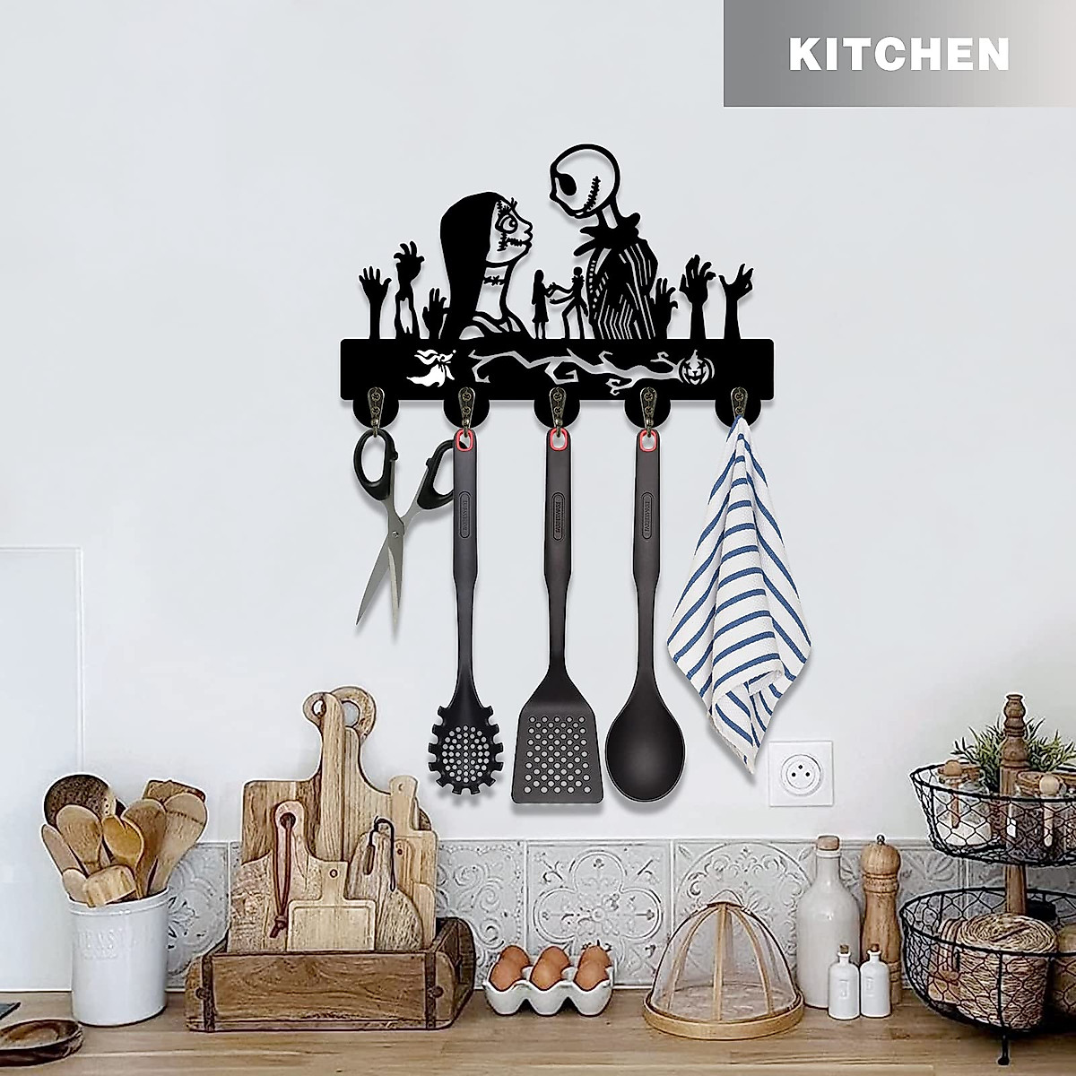 ANTWAX Skull Key Holder for Wall, Couple Key Hooks, Cartoon Jack Key Rack for Kitchen and Entryway Decor, Christmas Nightmare Bedroom Decor, Nightmare Christmas Gifts, Easy to Install(Black)