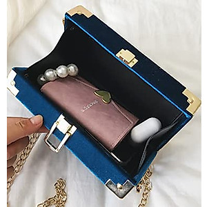 HANDAFA Elegant Velvet Clutch Handbag Star and Moon Evening Bag Chain Box Bag For Wedding Party(Black)