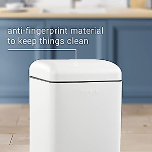 happimess HPM1007A Betty Retro 8-Gallon Step-Open Garbage Can with Soft Close Step, White