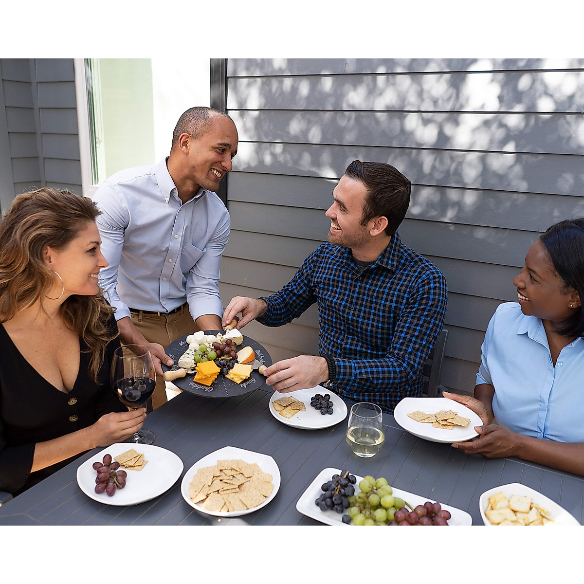 Permaggio 3 Knives and 11.7-inch Wine Pairing Cheese Board Set, Space Gray