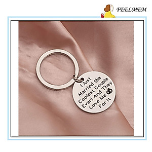 FEELMEM Wedding Planner Gift Wedding Officiant Gift I Just Married the Coolest Couple Ever Keychain Wedding Thank Your Gift for Reverend Preacher Wedding Coordinator (silver)