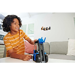 Mattel WWE Wrekkin' Slam & Stack Forklift & Action Figure Playset with Toy Vehicle & Brock Lesnar 6-inch Collectible, Moving Lift & Breakaway Parts