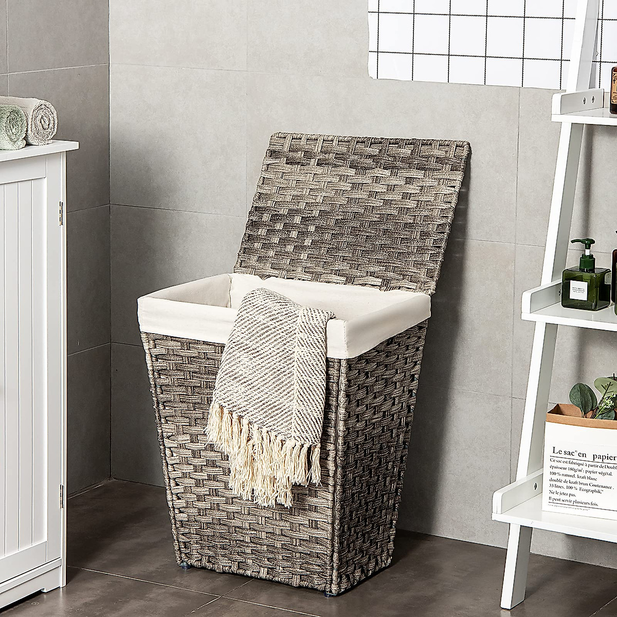 Giantex Laundry Hamper with Lid, Foldable Laundry Basket w/Removable Liner Bag, Handwoven Rattan Clothes Hamper w/Handles Anti-skid Pads for Living Room Laundry (Gray)