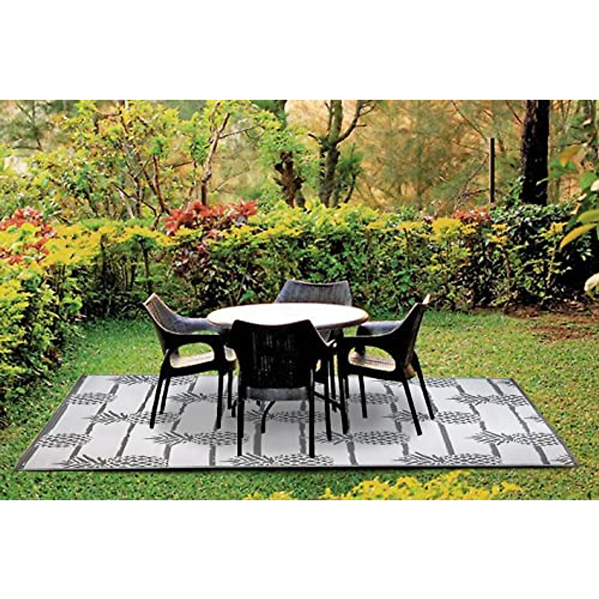 Healthy Choices Outdoor Area Rug - 4 x 6 ft - Waterproof, Fade Resistant, Reversible, Premium Recycled Plastic, Lightweight Floor Mat for RV, Patio, Deck, Picnic, Beach, Trailer, Camping - Silver