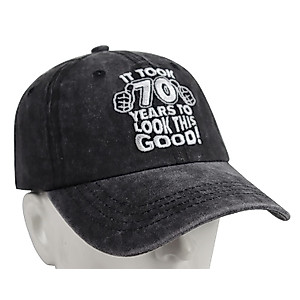 Funny Retirement Gifts for Men Women, 1952 70th Birthday Decorations Baseball Cap, 70 Year Old Birthday Party Supplies, Adjustable Cotton Embroidered Retired Hat for Dad Mom Grandpa Grandma Retirees